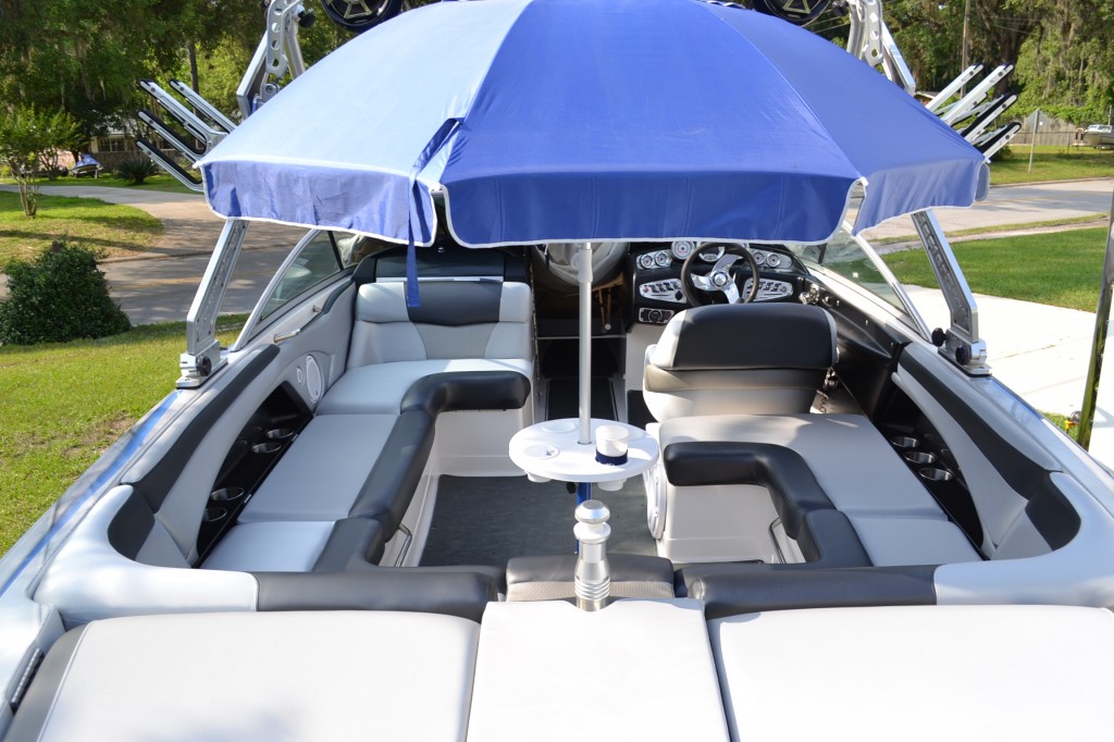 Boat Table for Pools, Decks, Boats, Pontoons, Ski Boats, Cruisers and ...